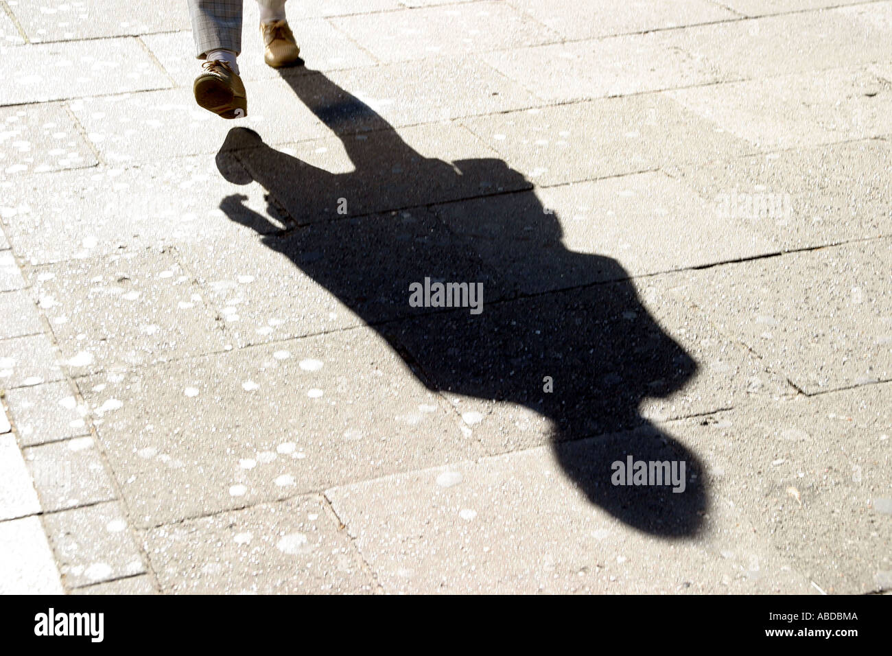 Person shade hi-res stock photography and images - Alamy