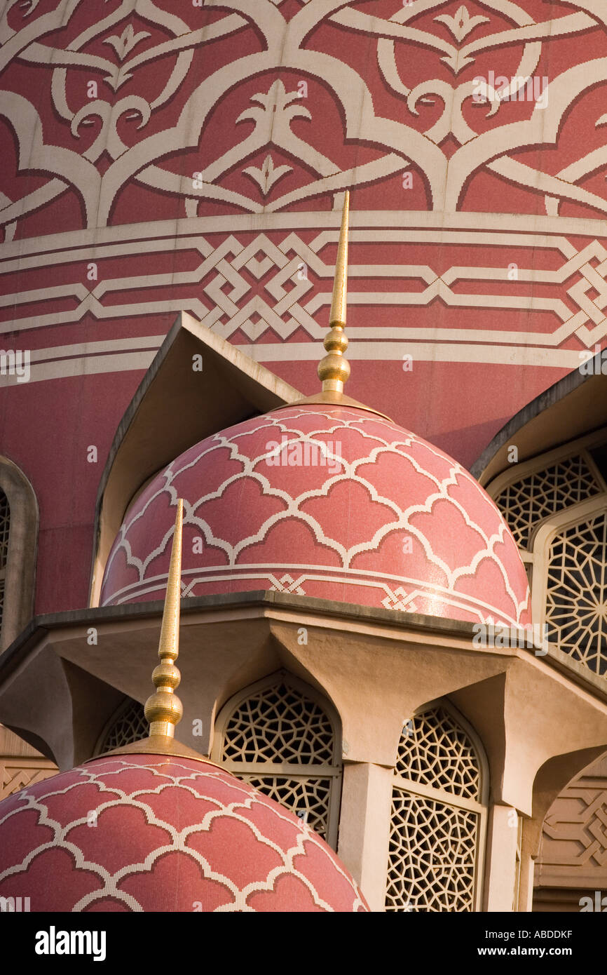 Putra Mosque, Putrajaya, Malaysia Stock Photo - Alamy