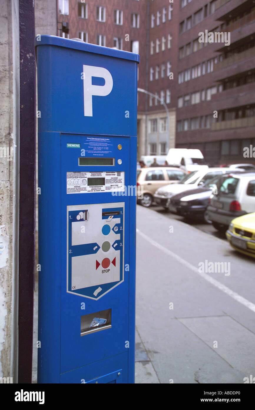 Car park zones hi-res stock photography and images - Alamy