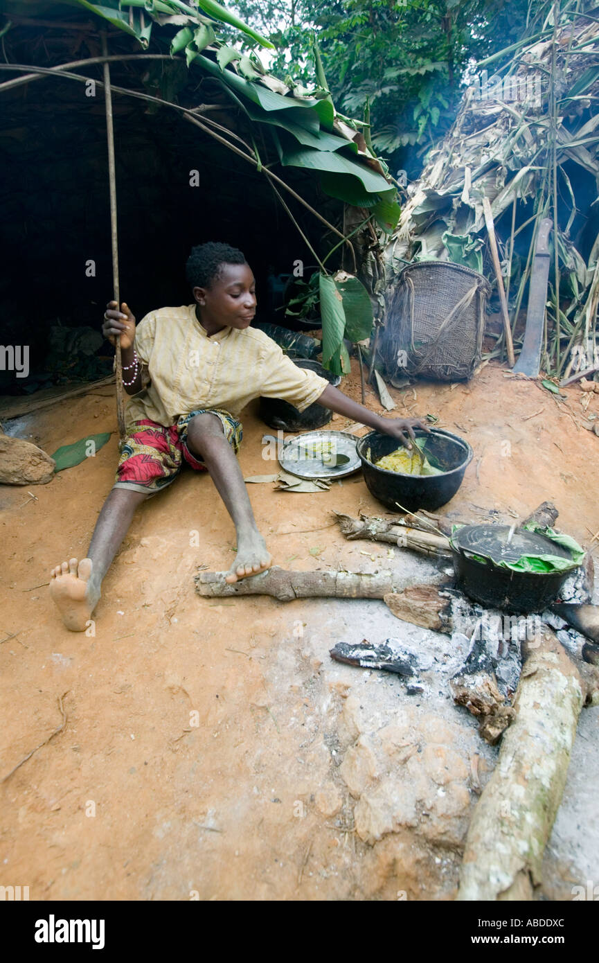 Pygmy family congo hi-res stock photography and images - Alamy