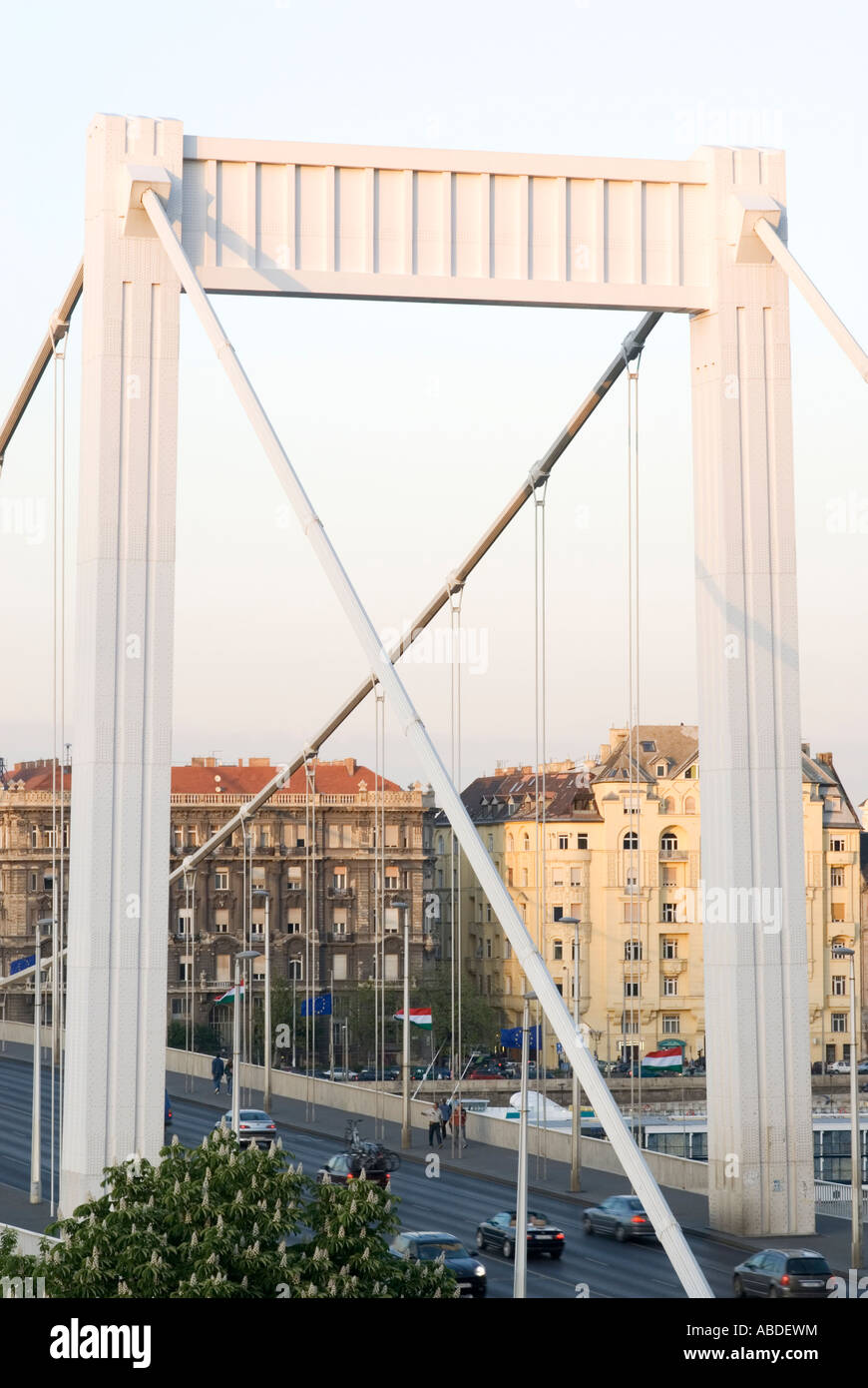 Elizabeth bridge hi-res stock photography and images - Alamy