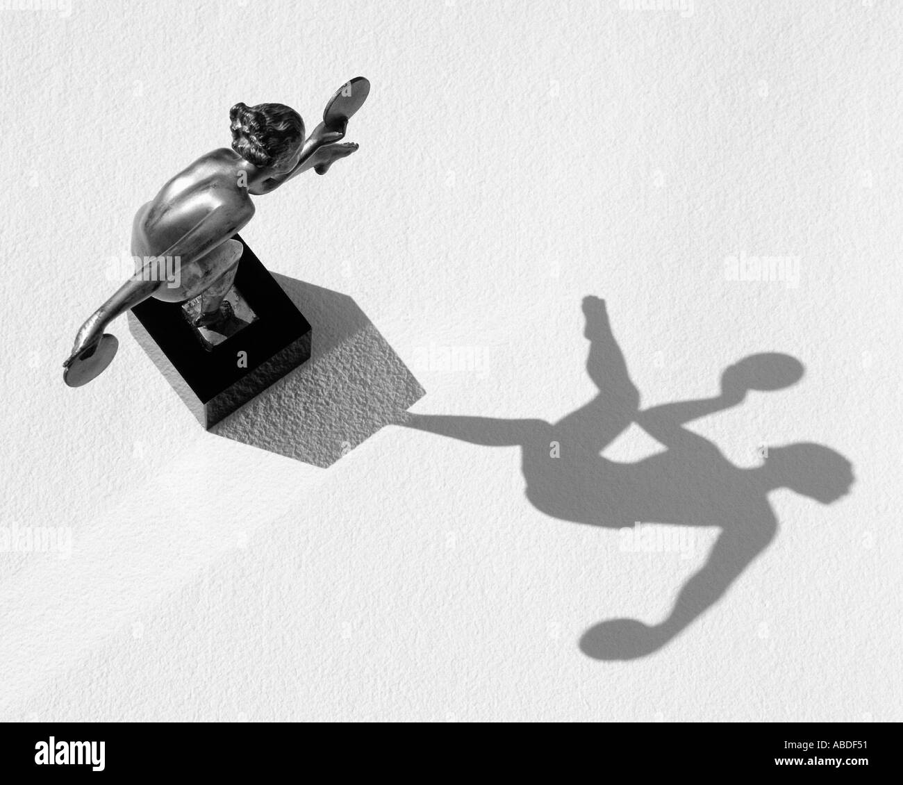 Throwing discs hi-res stock photography and images - Alamy