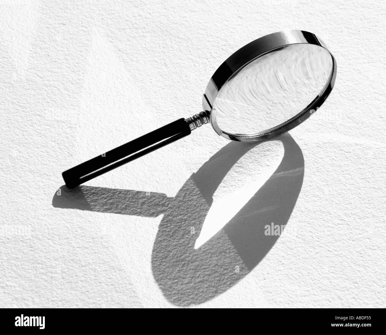 Magnifying glass Black and White Stock Photos & Images - Alamy