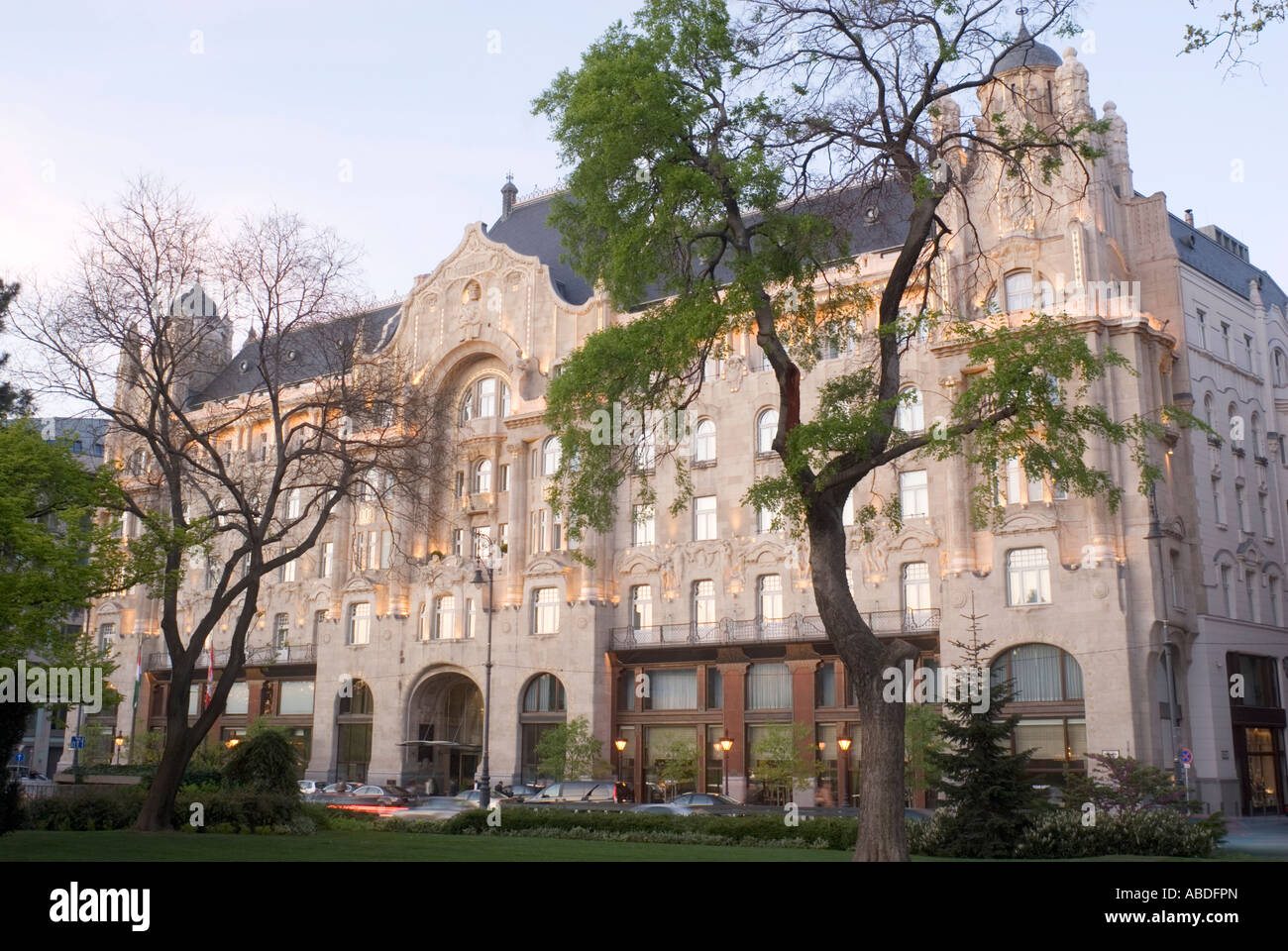 Gresham Palace Palota Four Seasons Hotel Budapest Hungary Stock Photo - Alamy