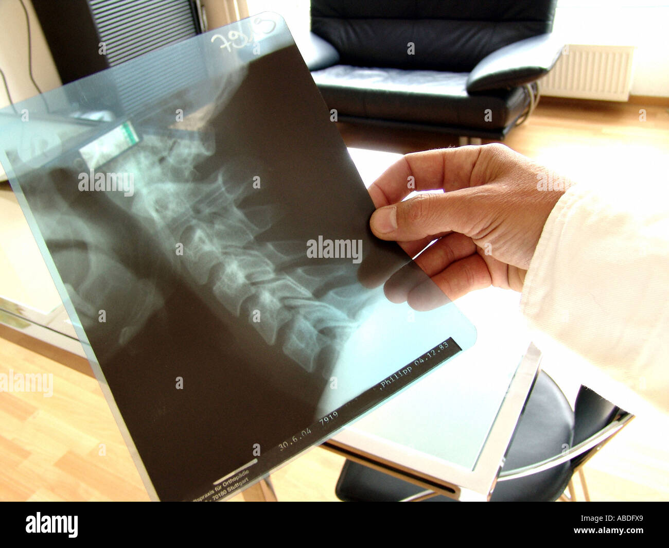 Hand of a physician with radiograph Stock Photo - Alamy