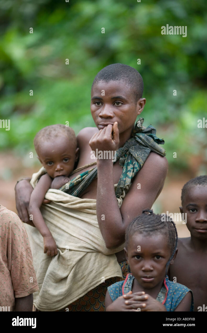 Pygmy family congo hi-res stock photography and images - Alamy