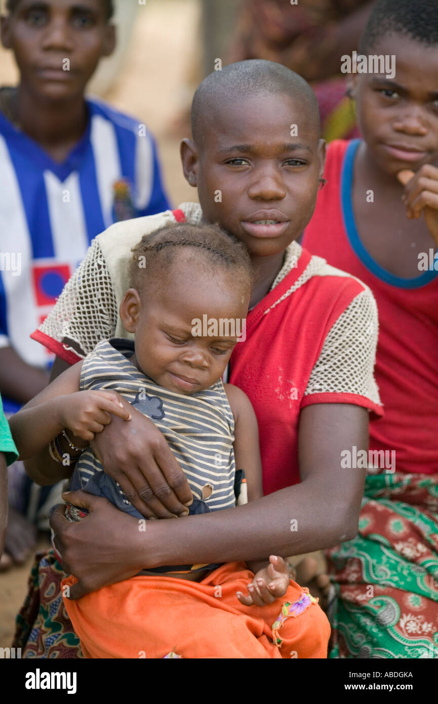 Pygmy family congo hi-res stock photography and images - Alamy