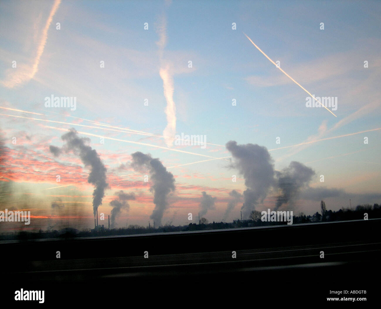 Smokers lines hi-res stock photography and images - Alamy