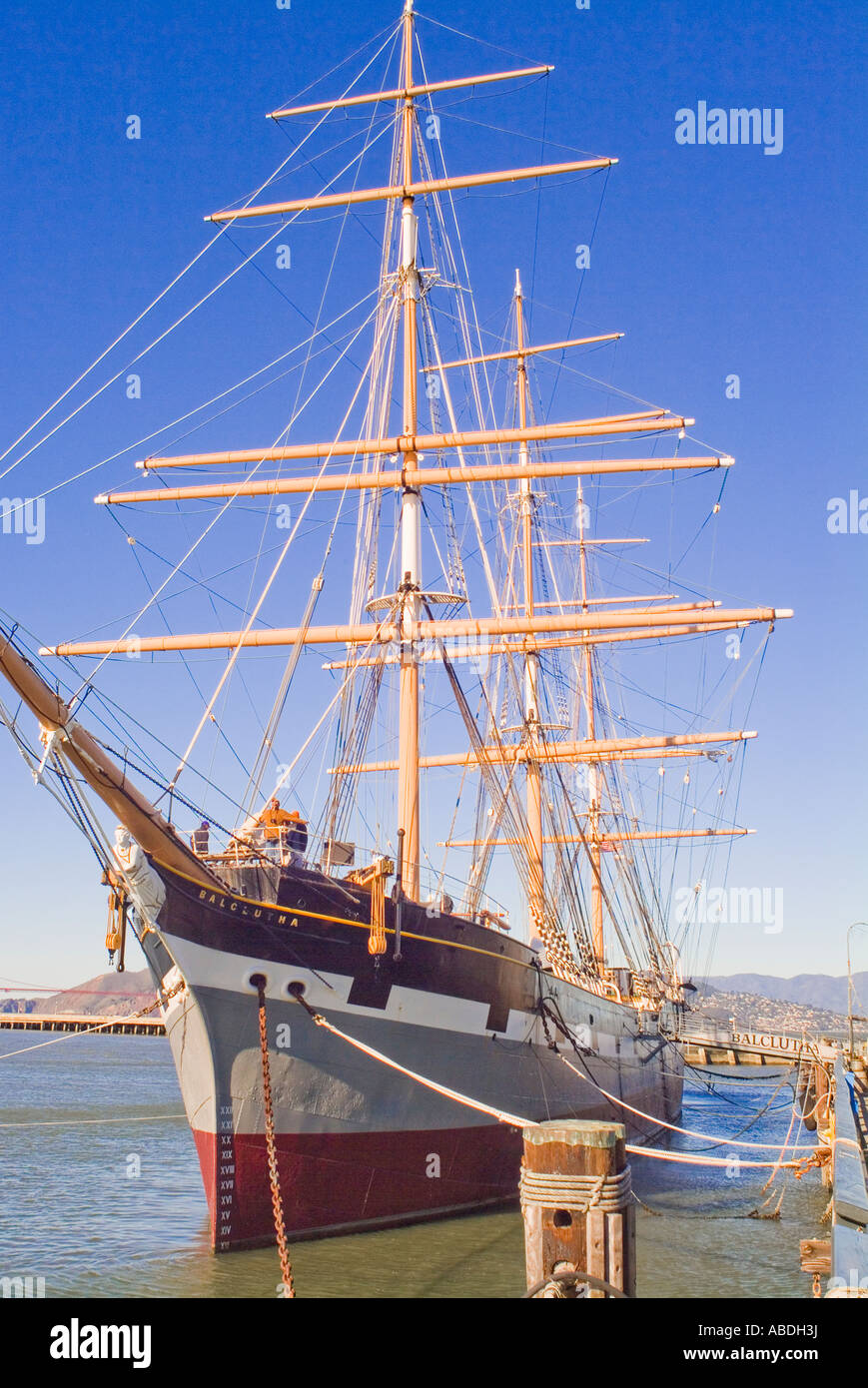 Three masted clipper hi-res stock photography and images - Alamy