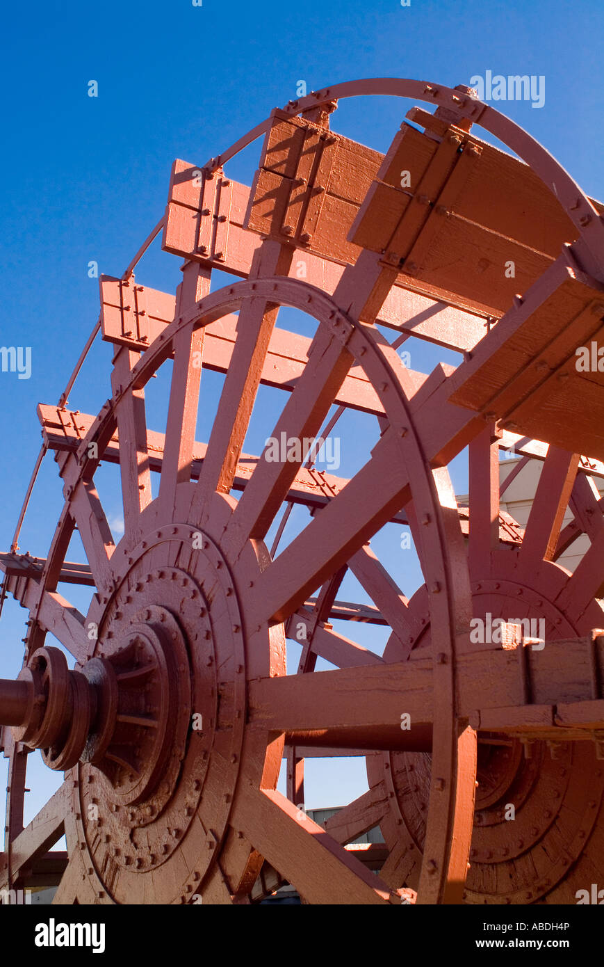 Paddle wheelers hi-res stock photography and images - Alamy