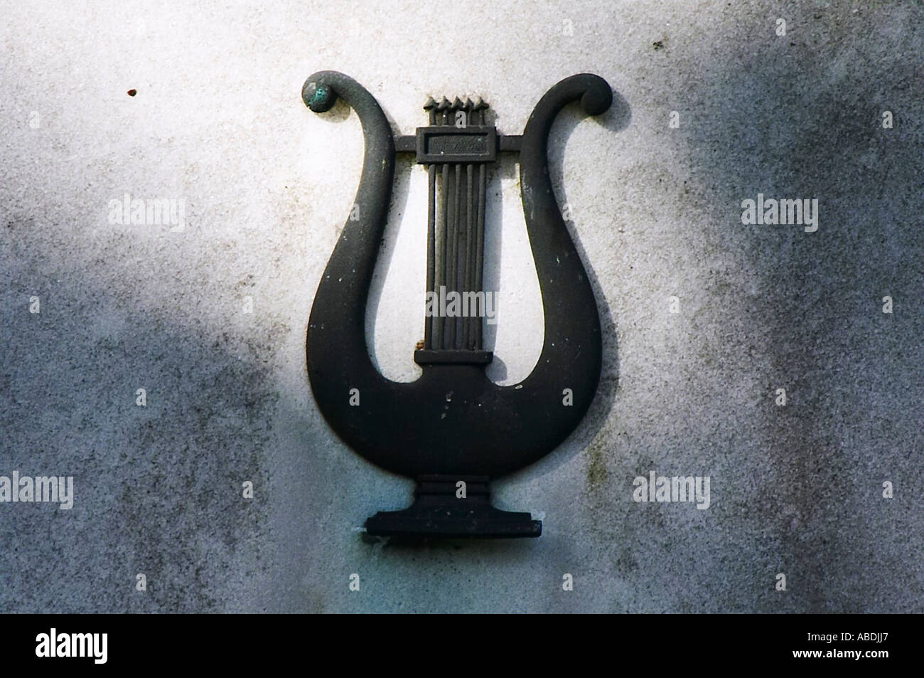 harp (sign of a musician Stock Photo - Alamy