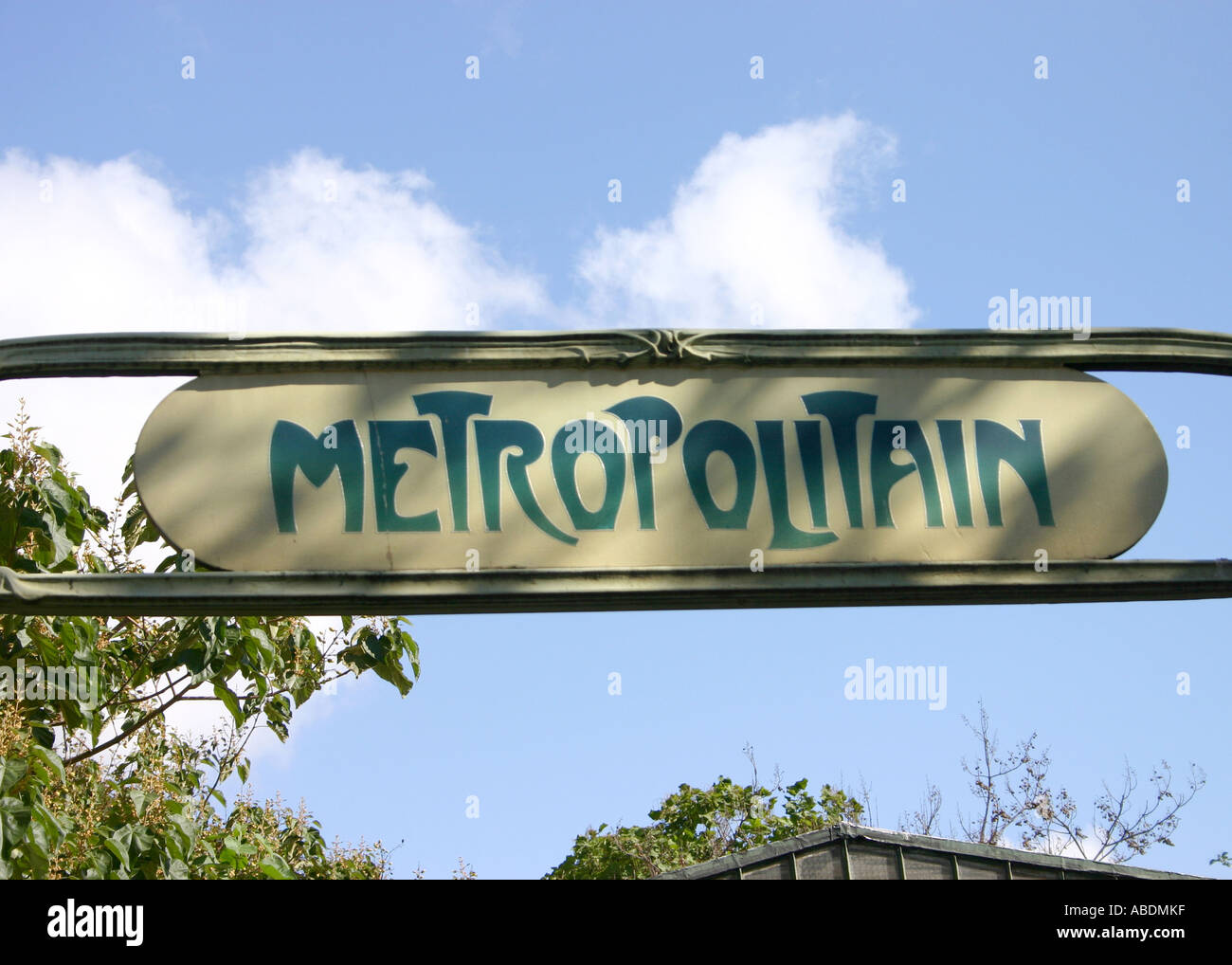 Paris Metropolitain" Subway Station Sign Stock Photo - Alamy