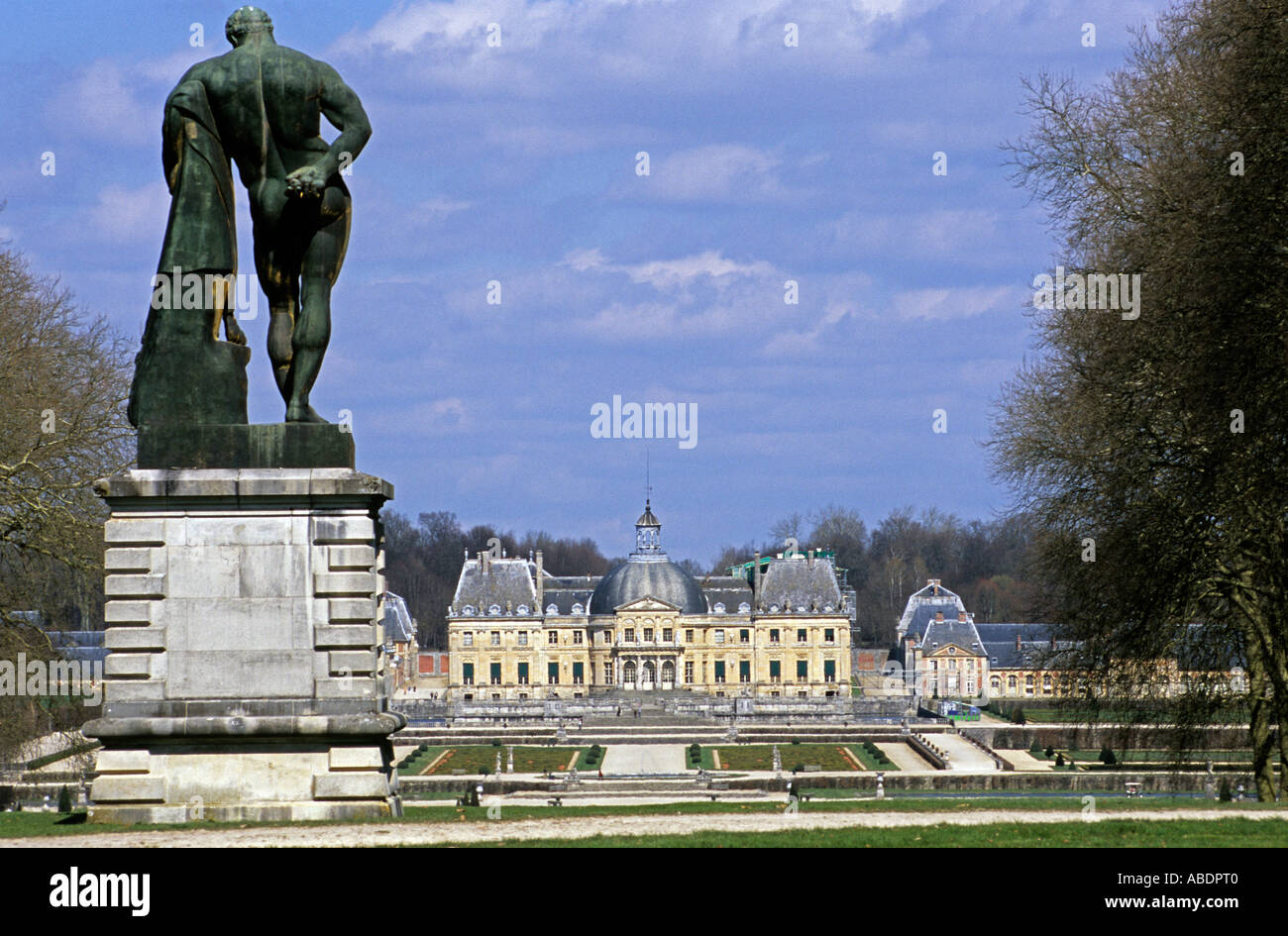 Xvii century statue hi-res stock photography and images - Alamy