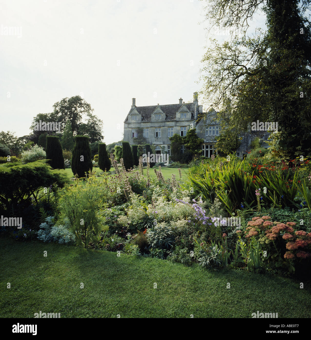 Famous country house hi-res stock photography and images - Alamy
