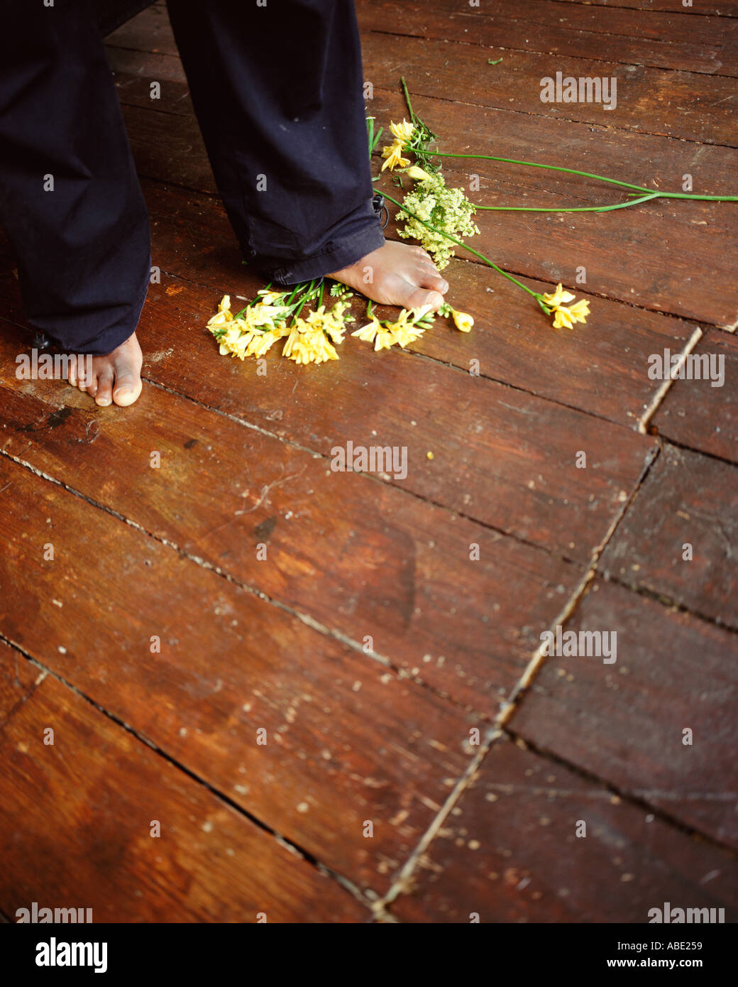 Bunch Flowers Wood High Resolution Stock Photography and Images - Alamy