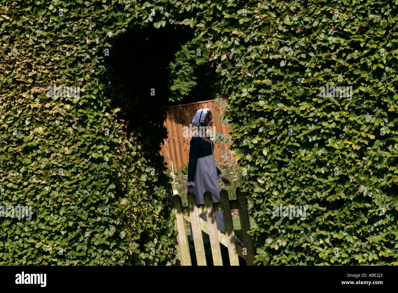 Jane austen house period costume hi-res stock photography and images ...