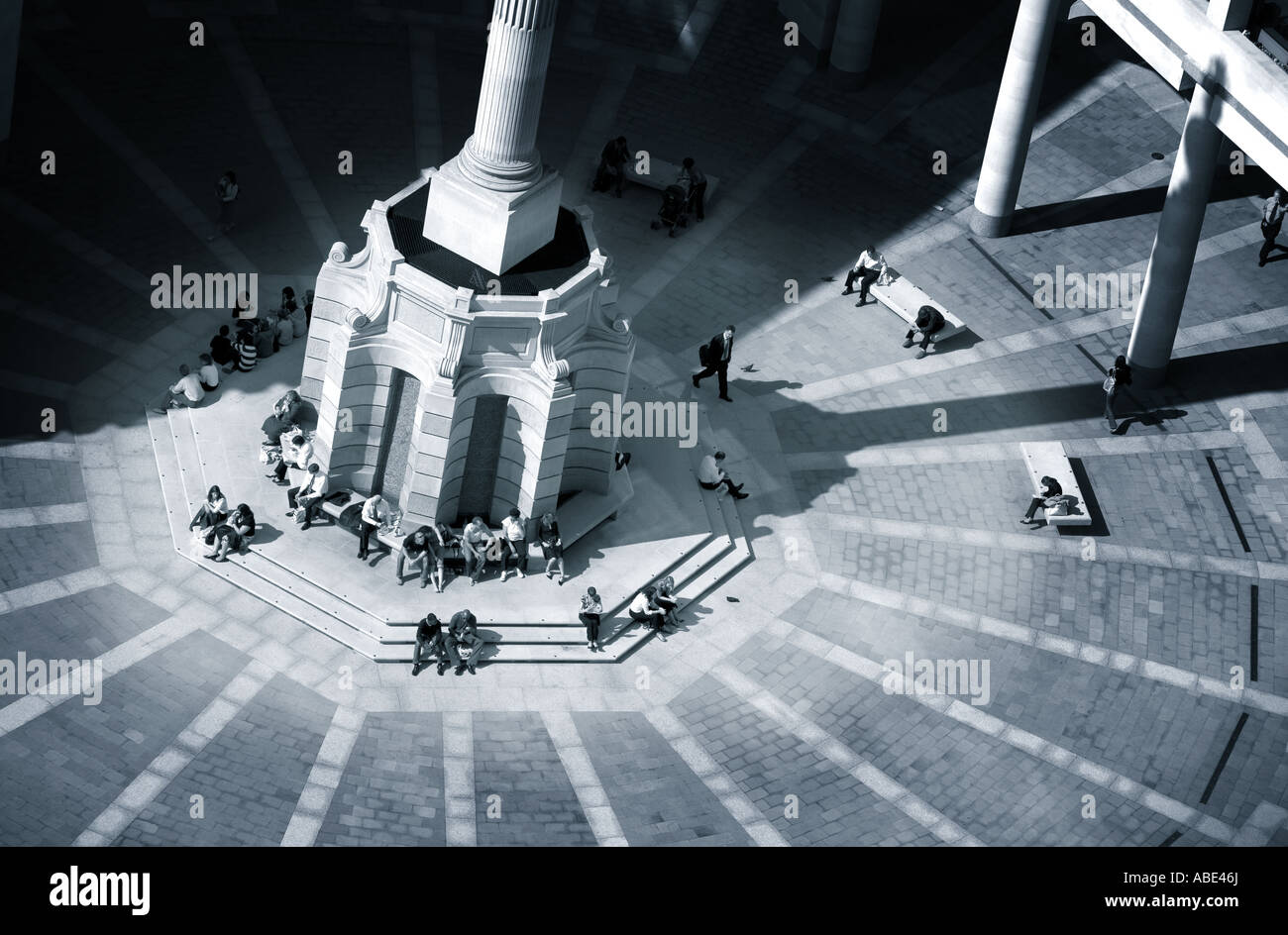 Exchange black hi-res stock photography and images - Alamy