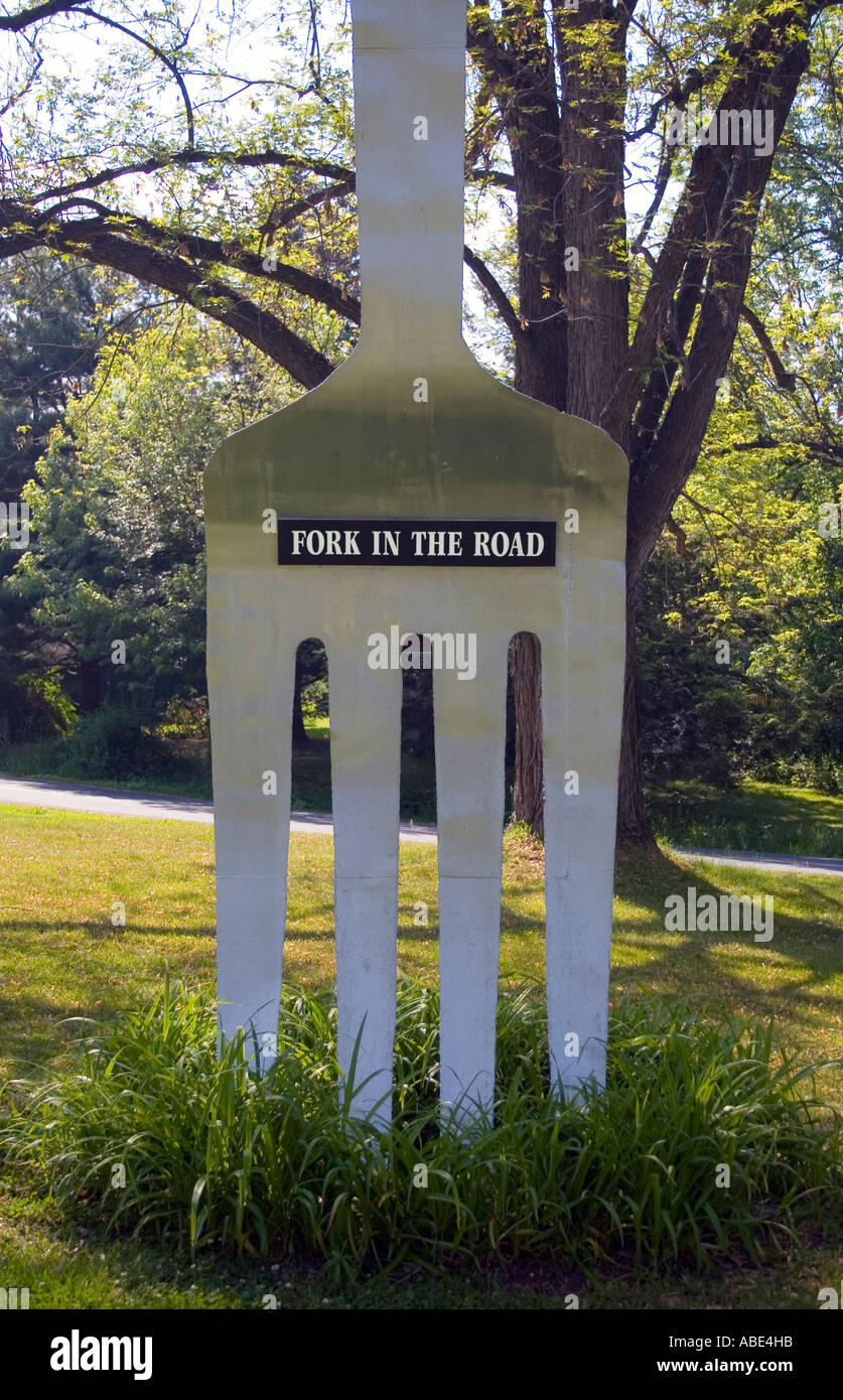 Fork In The Road sculpture at an intersection in Red Hook New York ...