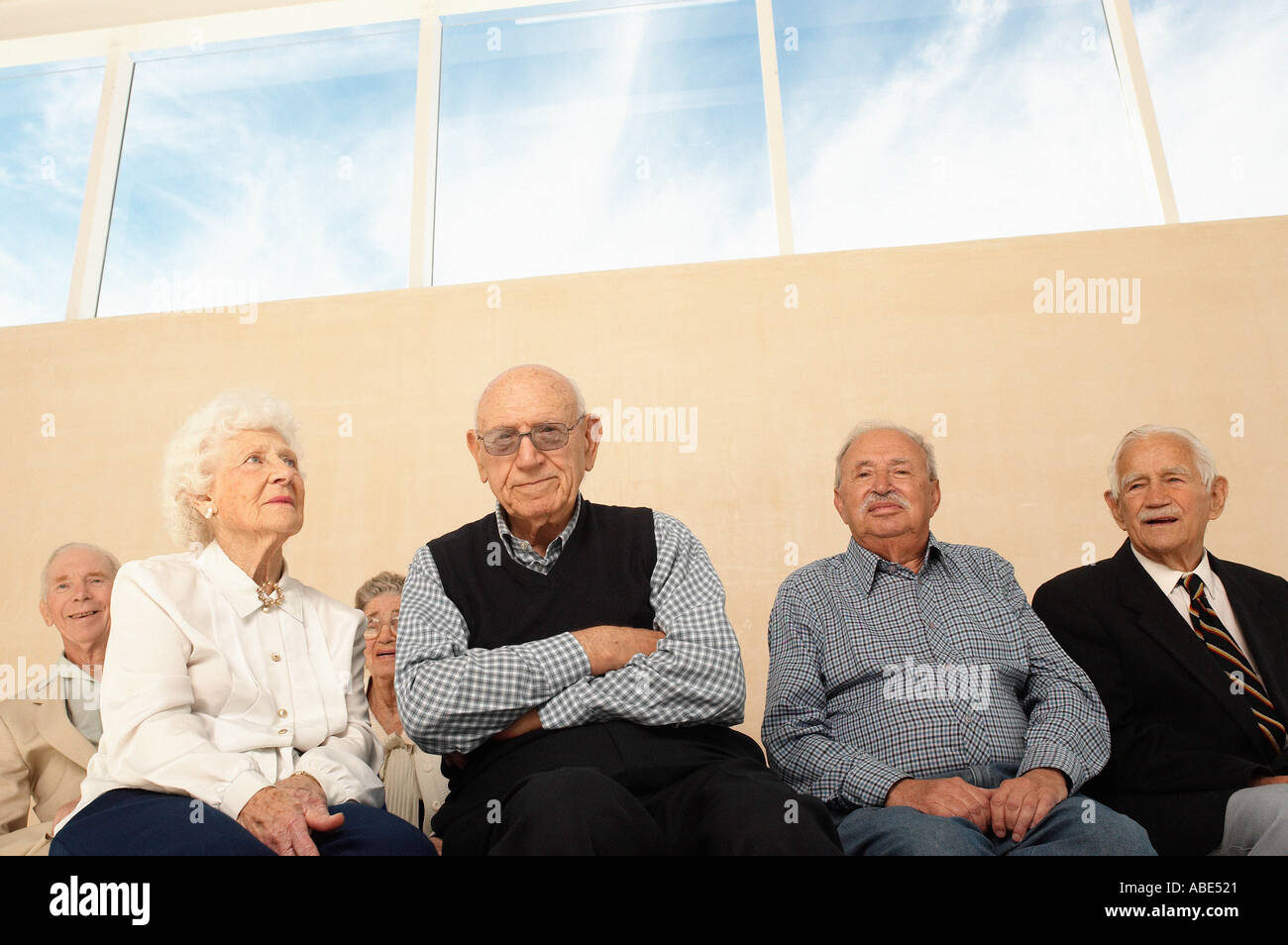 People seated hi-res stock photography and images - Alamy