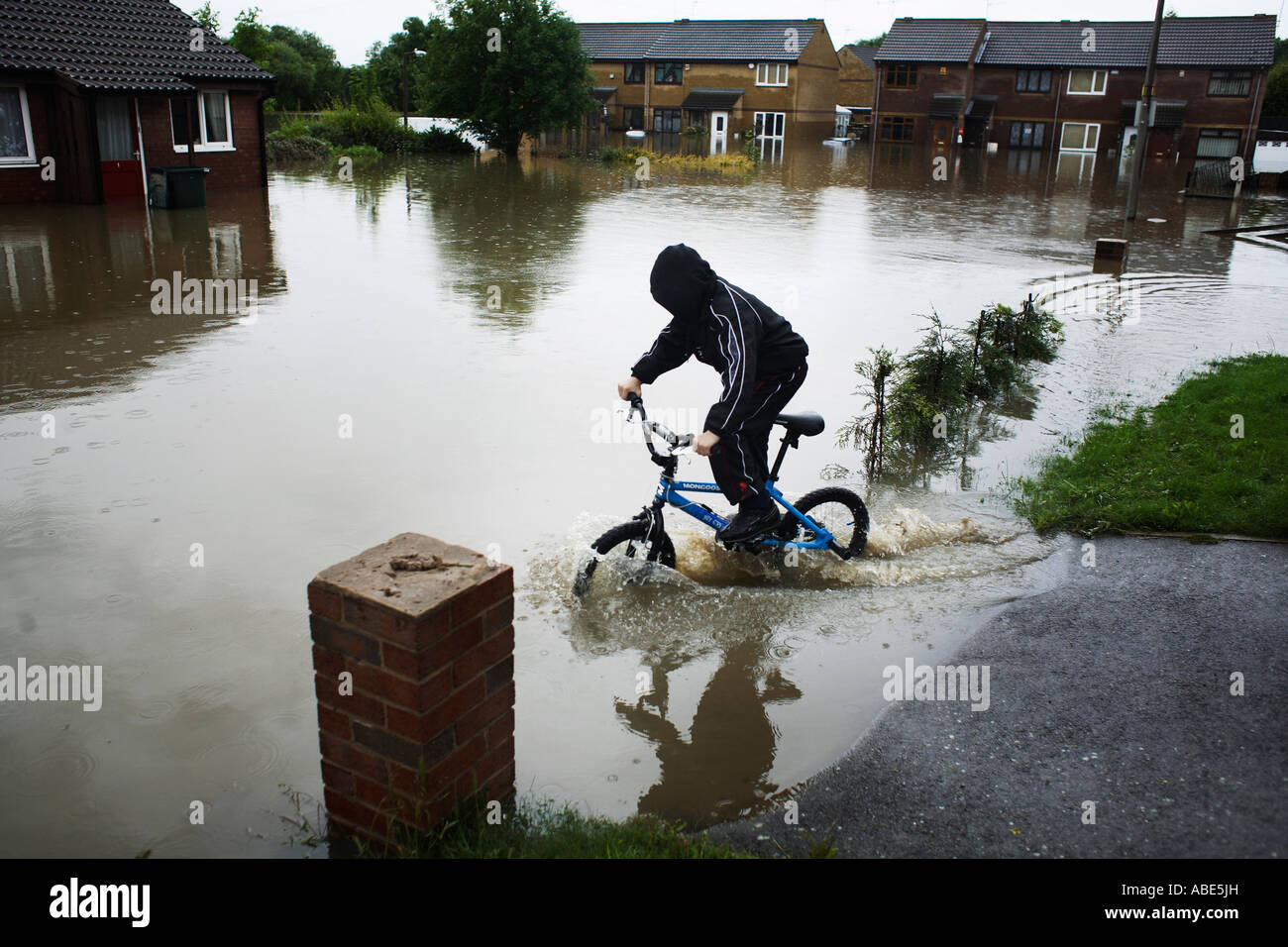 Flooding in Britain 2007 Stock Photo - Alamy