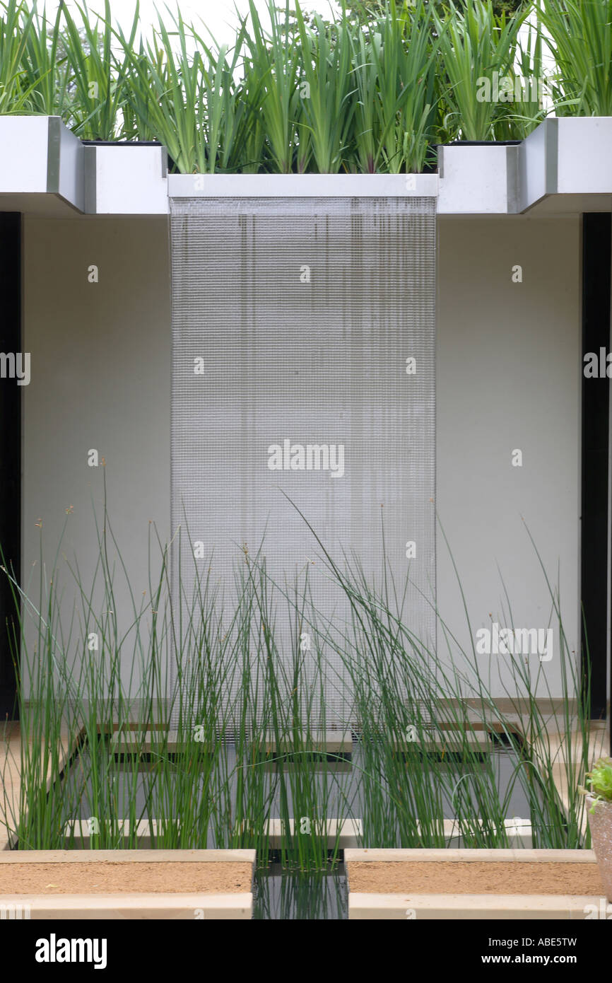 THE HOMEBASE GARDEN OF REFLECTIONS: DESIGNER:THOMAS HOBLYN DESIGN ...
