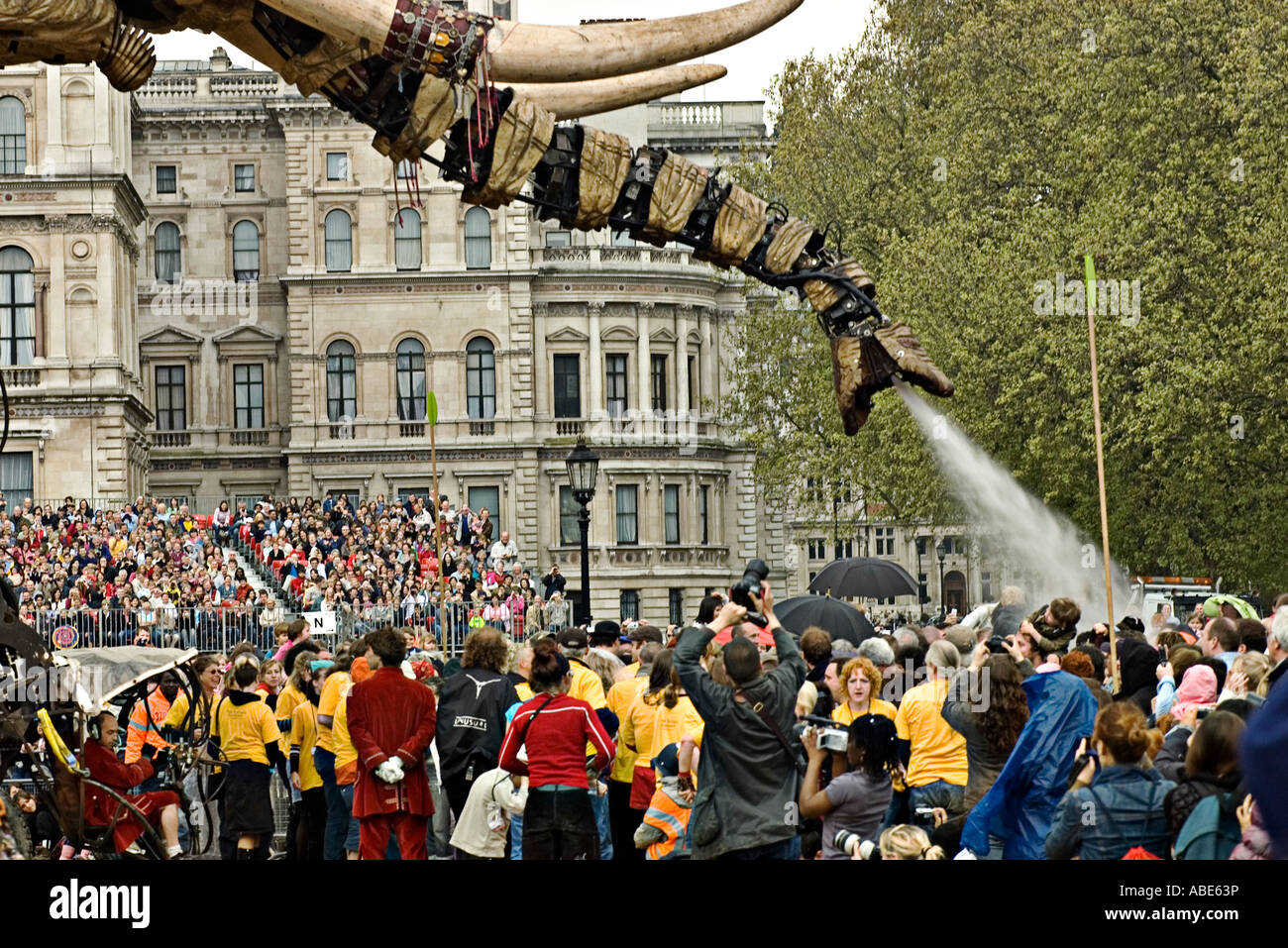 The "Street Performance" of Sultan's Elephant in London Stock Photo - Alamy
