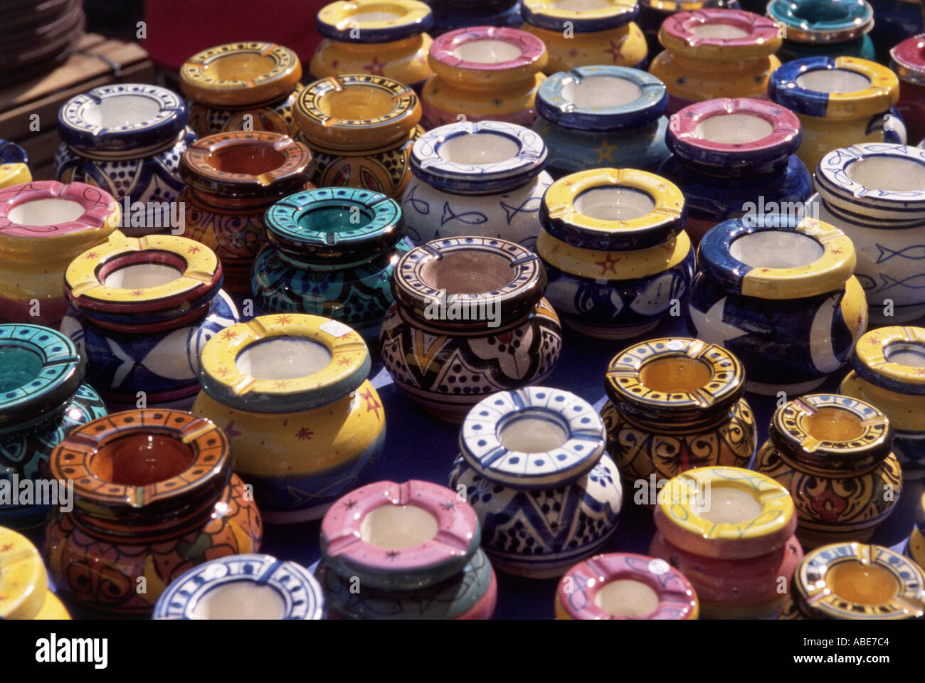 Pottery stall, Place des Prêcheurs, Aix-en-Provence Stock Photo - Alamy