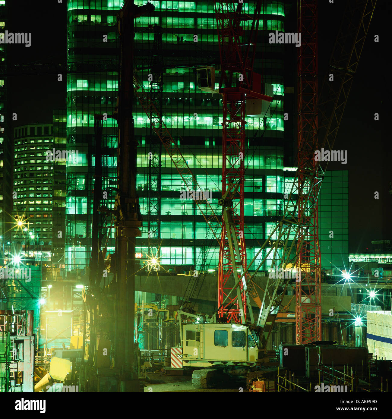 Wharf construction hi-res stock photography and images - Alamy