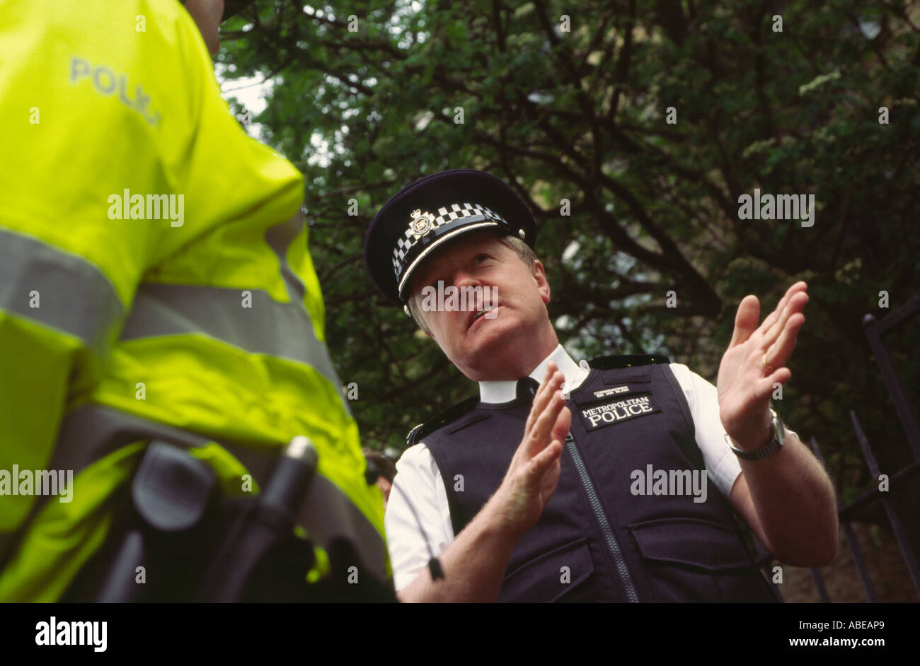 Sir Ian Blair Metropolitan Police Commissioner on patrol with police ...