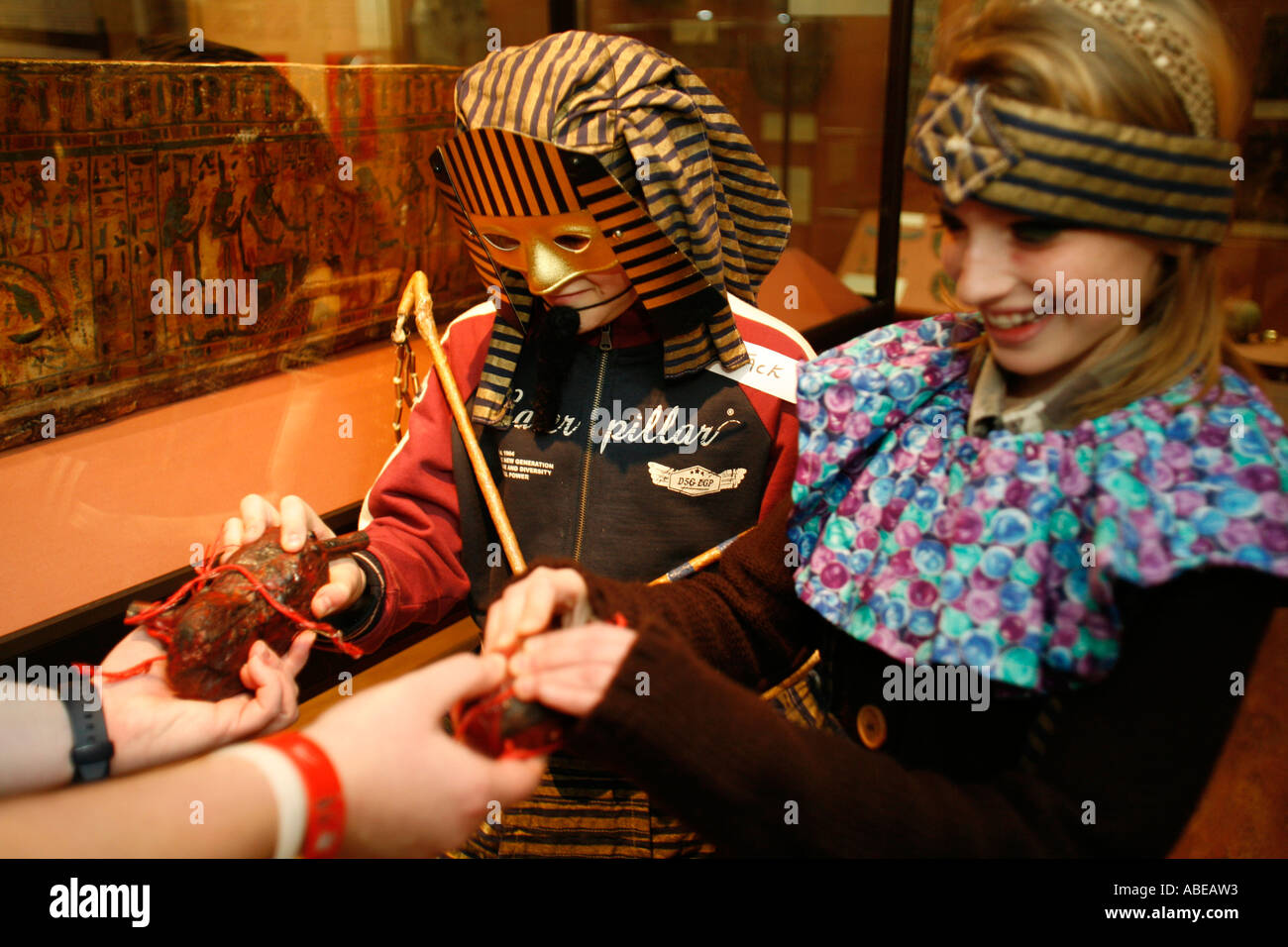 Egyptian embalming process hi-res stock photography and images - Alamy
