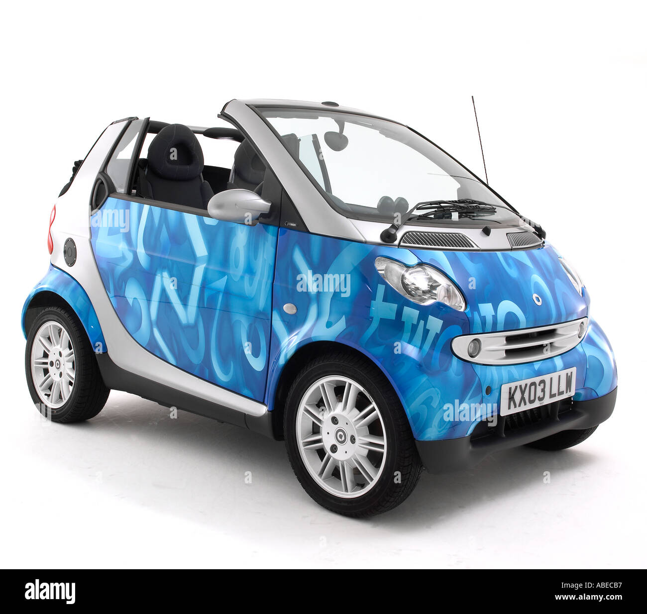 Mercedes smart car hi-res stock photography and images - Alamy