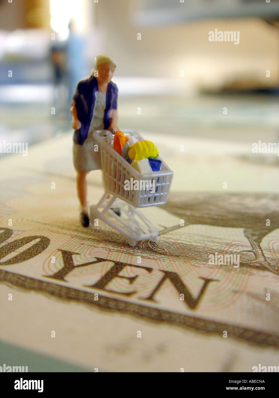 Symbol purchasing power of the Japanese Yen Stock Photo - Alamy