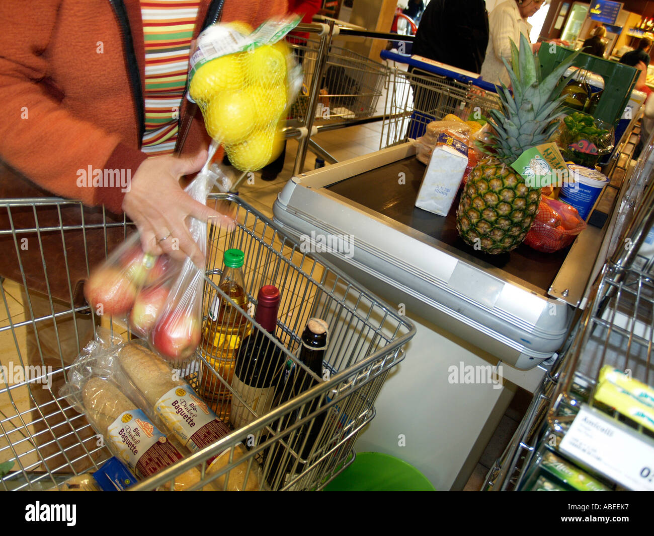 Person consumer going shopping hi-res stock photography and images - Alamy