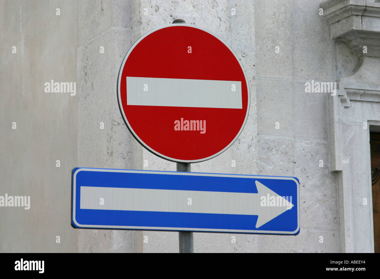 T junction signs hi-res stock photography and images - Alamy