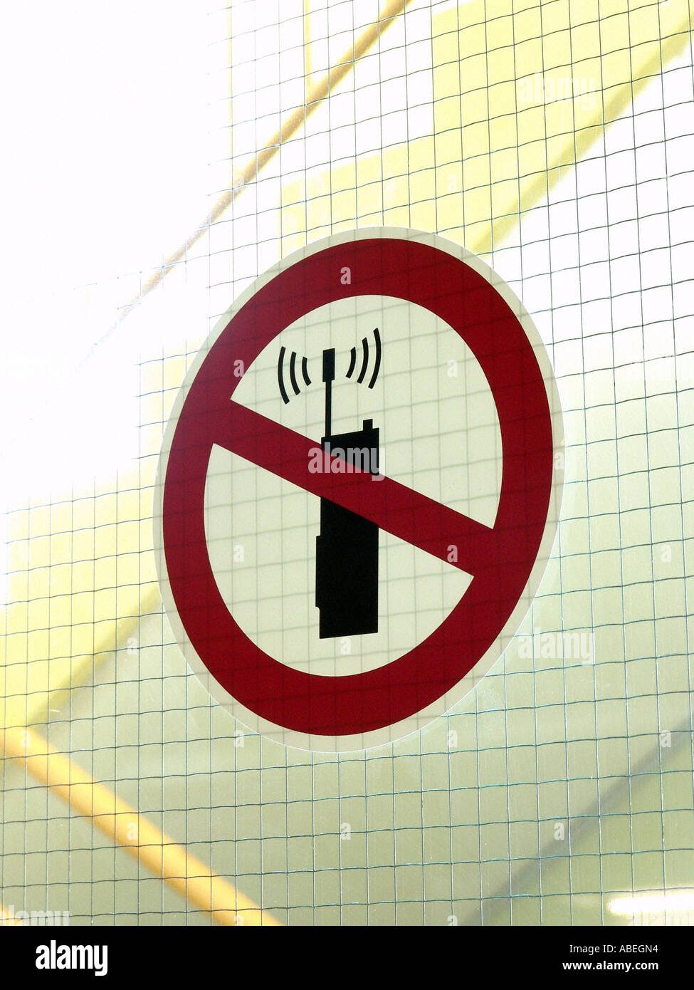 Sign mobile phone prohibition Stock Photo - Alamy