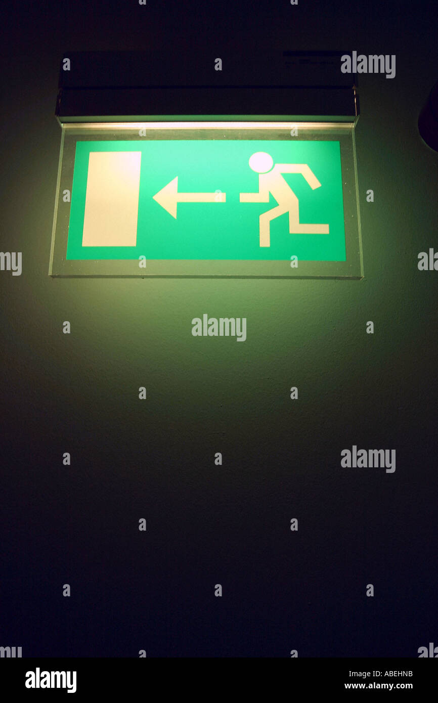 Sign of an escape route Stock Photo - Alamy