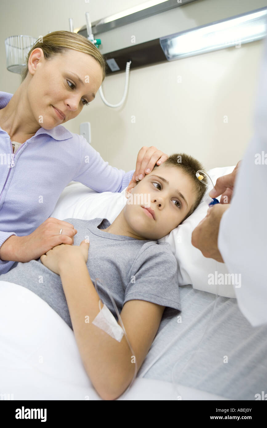 Icu patient hi-res stock photography and images - Alamy