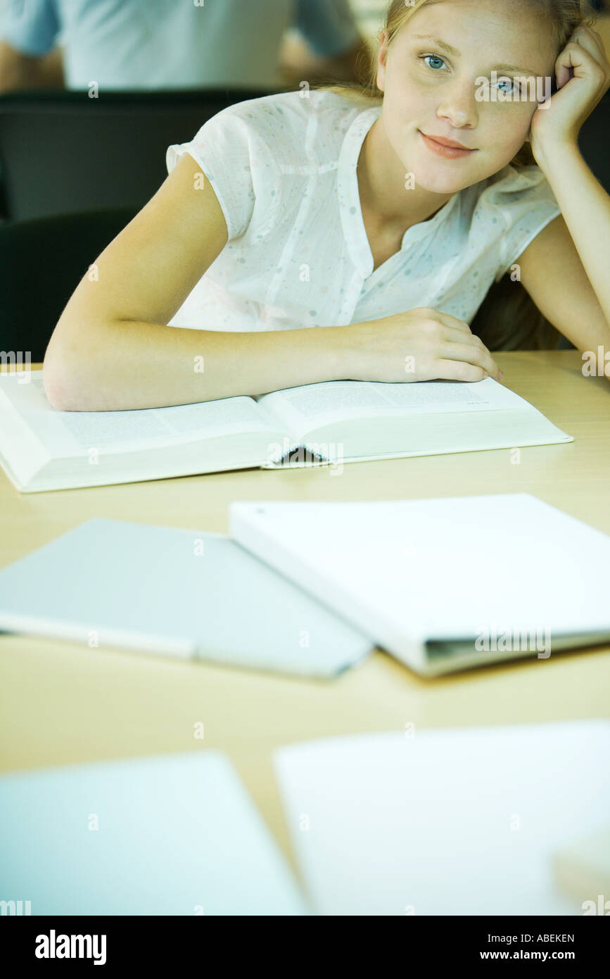 Teenage girl at table elbow High Resolution Stock Photography and ...