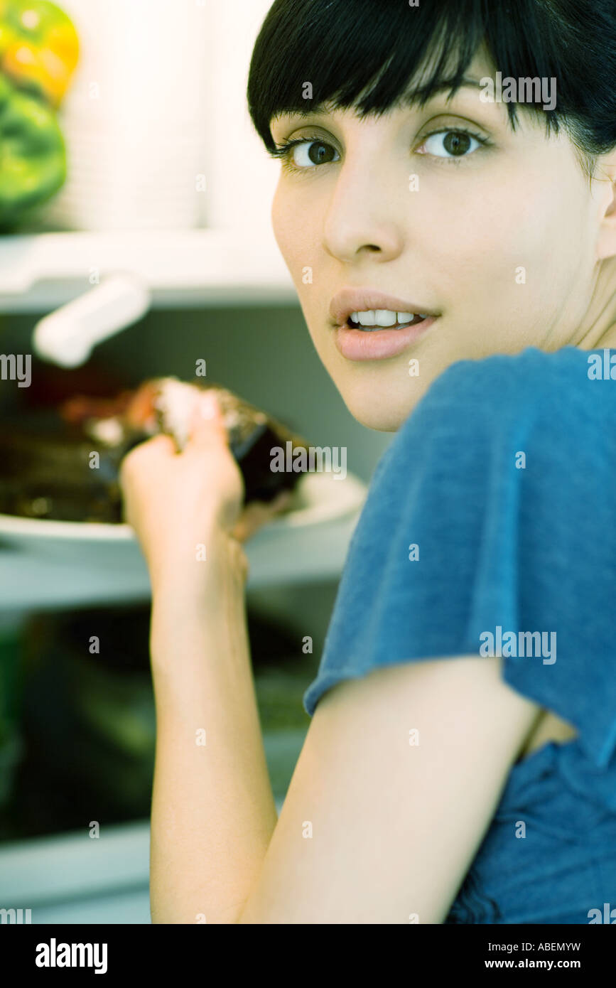 Looking over shoulder guilty hi-res stock photography and images - Alamy