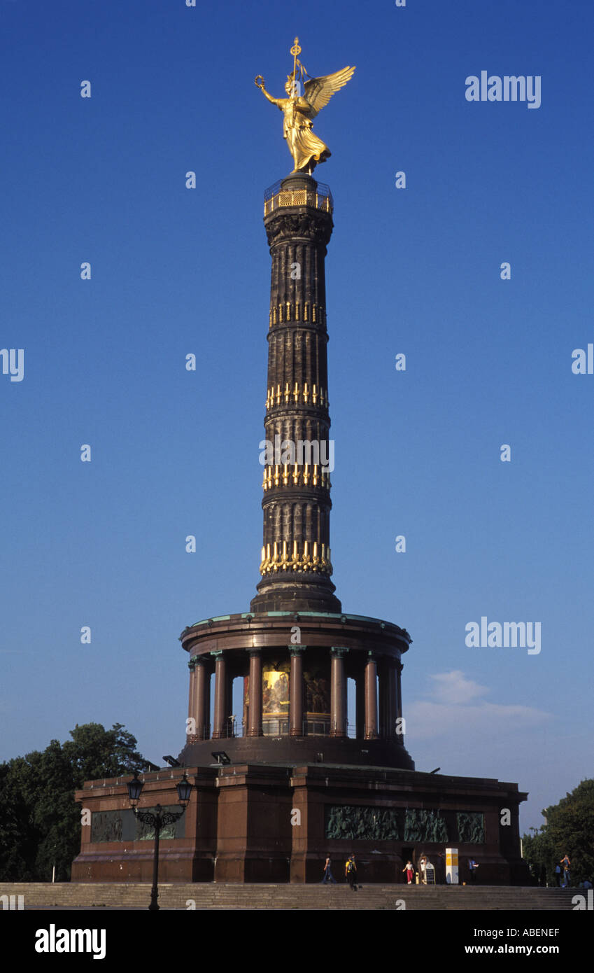 Stern vertikal hi-res stock photography and images - Alamy