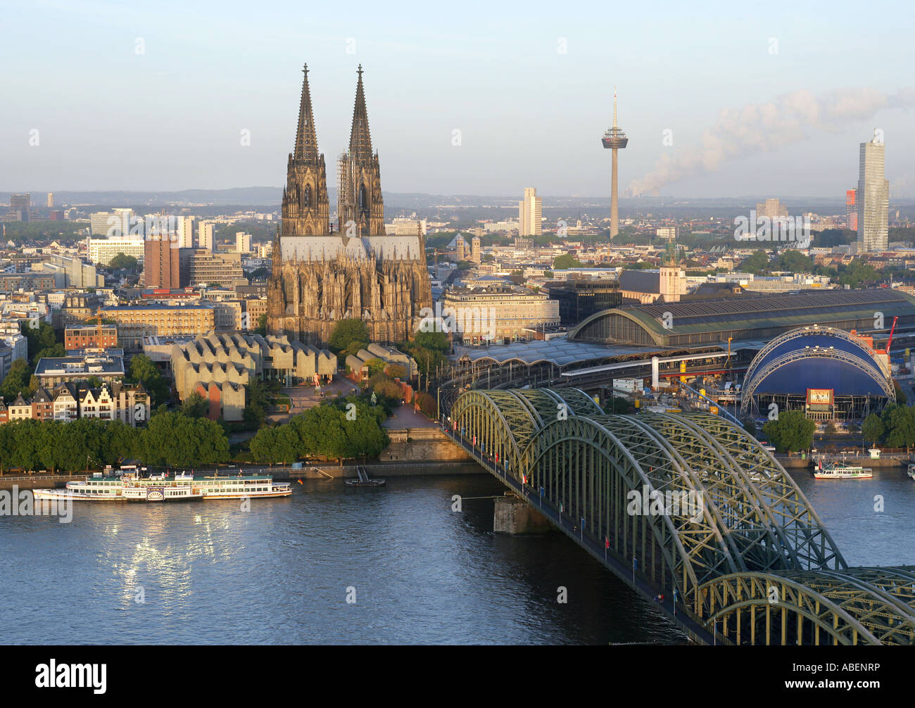 Germany, Cologne, oldtown with Cologne cathedral and Roman Germanic ...