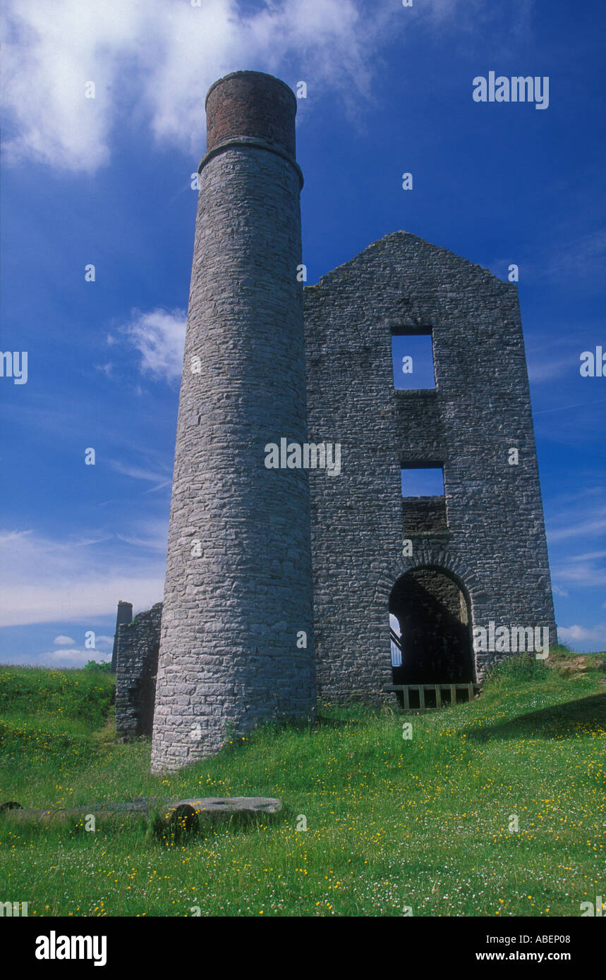 Peak district abandoned building hi-res stock photography and images ...