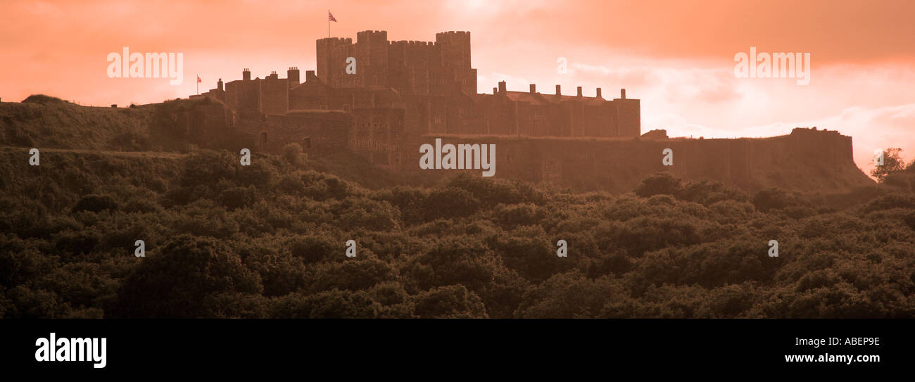 Dover castle skyline hi-res stock photography and images - Alamy