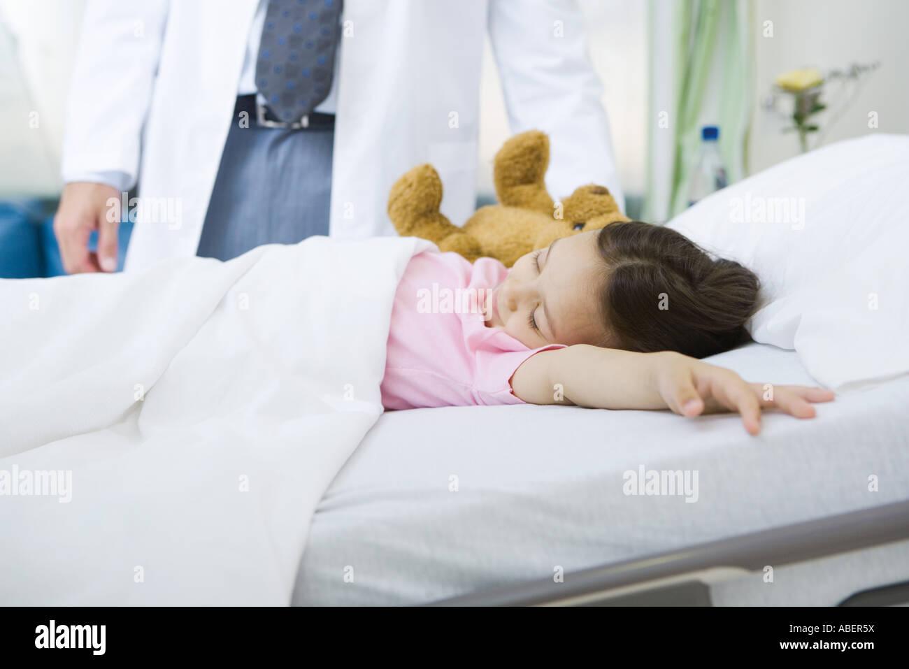 Sick Child Hospital Stock Photos & Sick Child Hospital Stock Images - Alamy