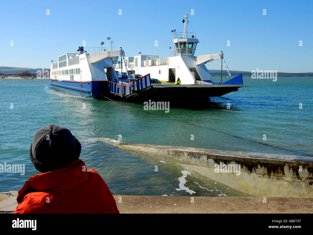 Sandbanks car and passenger chain ferry, Poole Harbour, Dorset, Britain ...