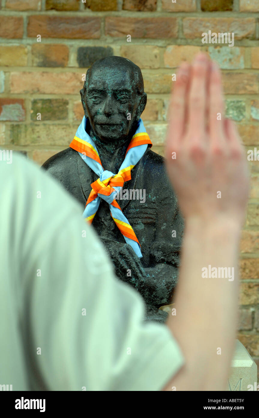 Boy Scout saluting, Scout salute to statue of Lord Baden Powell Stock ...