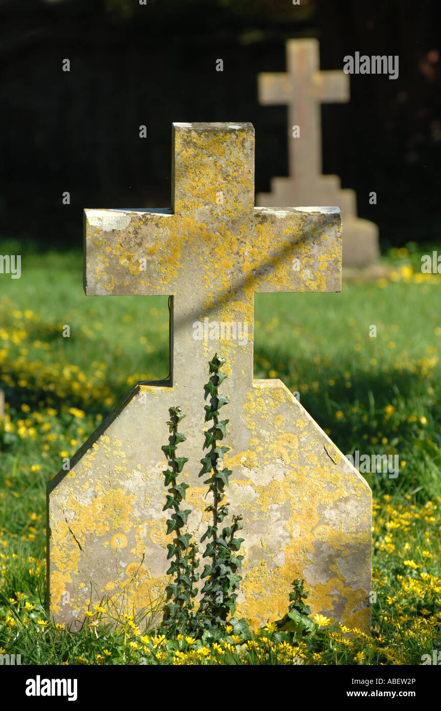 Cross in a graveyard, Britain, UK Stock Photo - Alamy