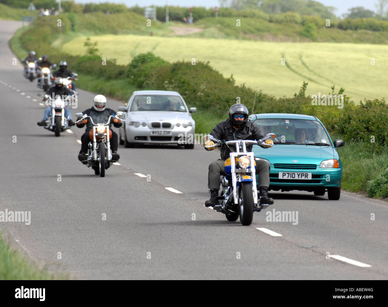 Motorcycle overtaking hi-res stock photography and images - Alamy