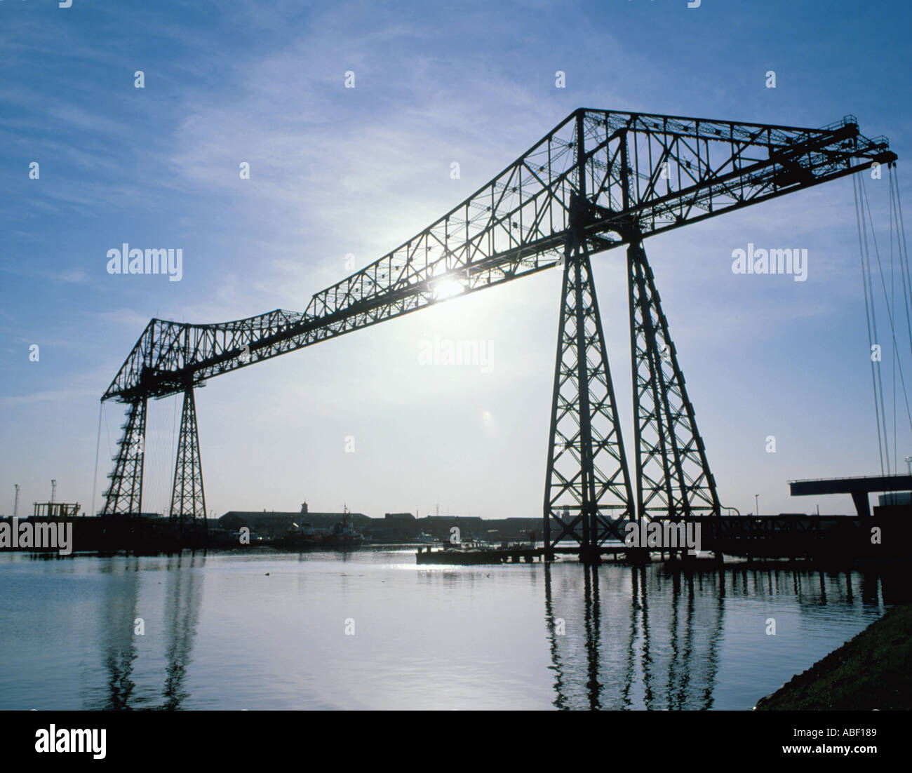 Transporter Bridge over the River Tees, Middlesbrough, Cleveland ...