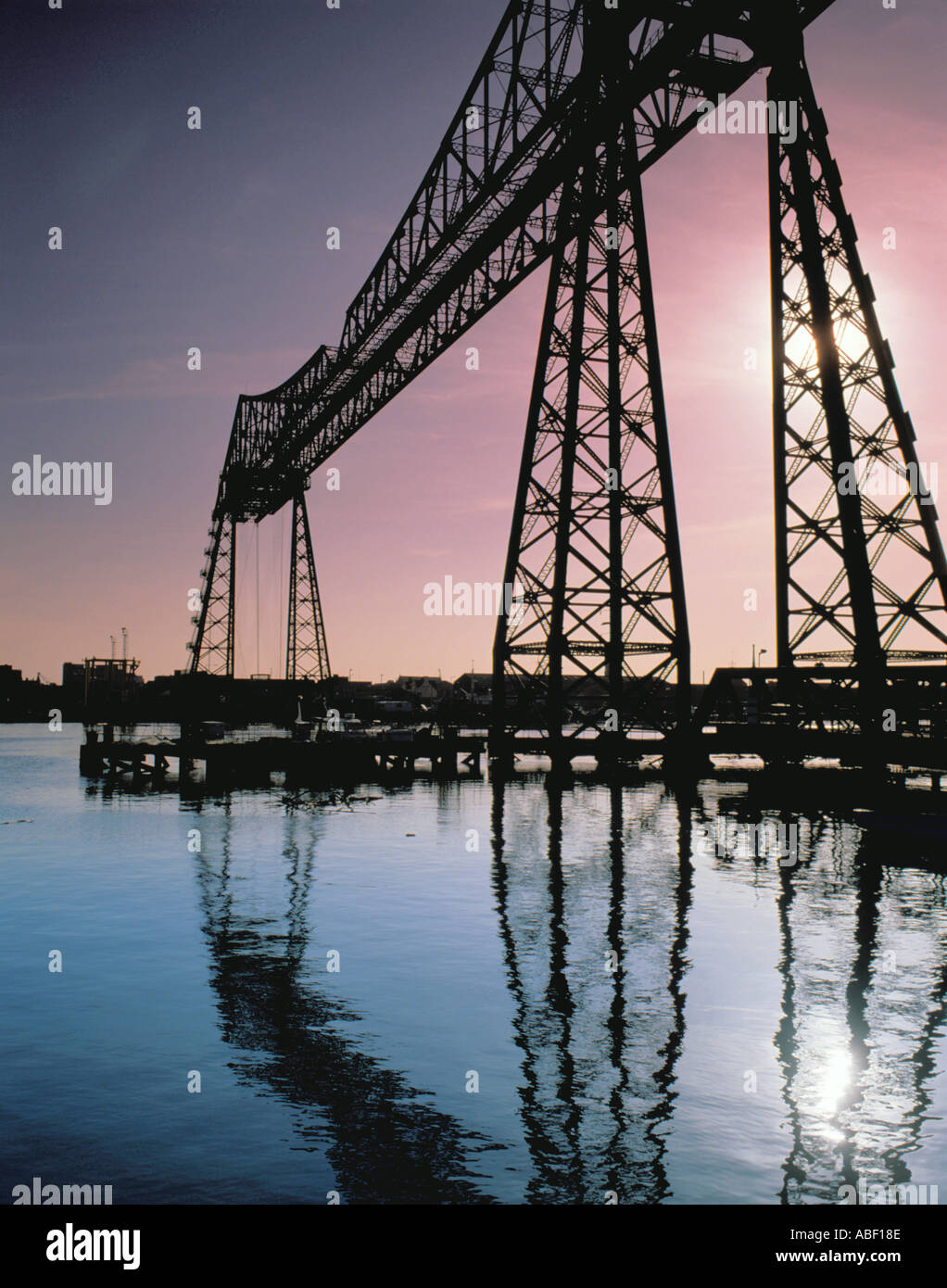 Transporter bridge silhouette hi-res stock photography and images - Alamy